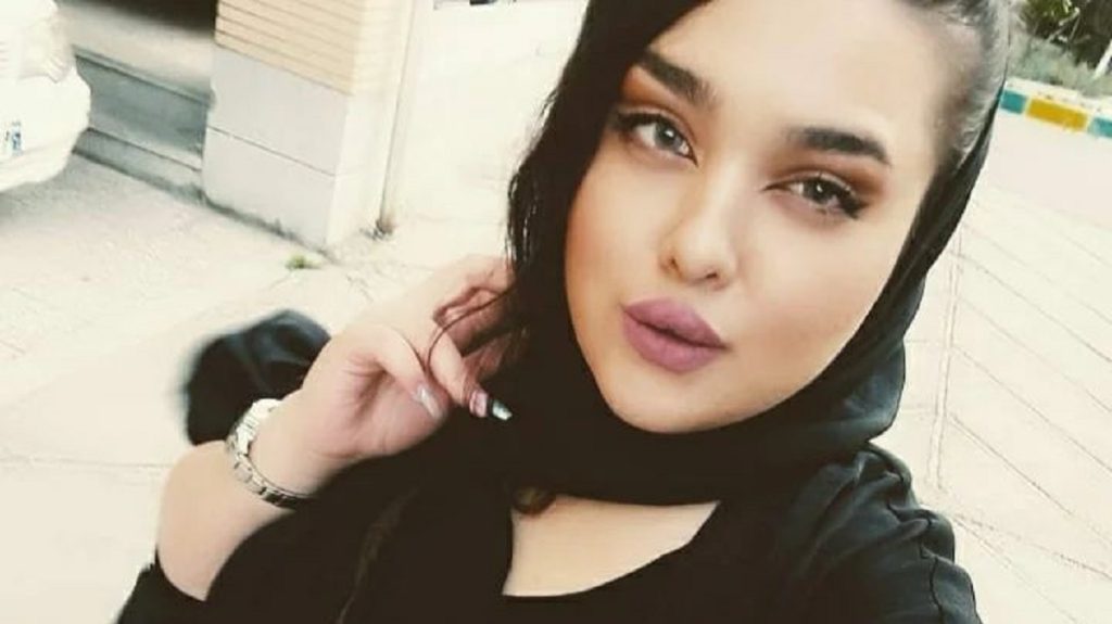 عکس های لو رفته از دختر گمشده اصفهانی در شیراز فیگار