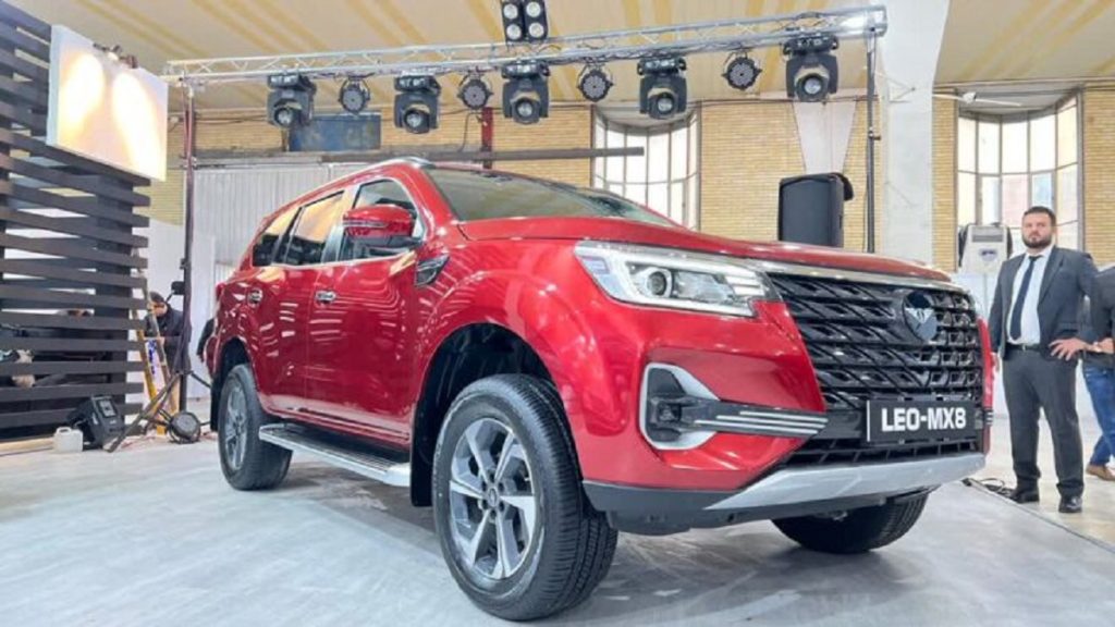 بررسی مشخصات خودرو دو دیفرانسیل شاسی بلند لئو mx8 - فیگار